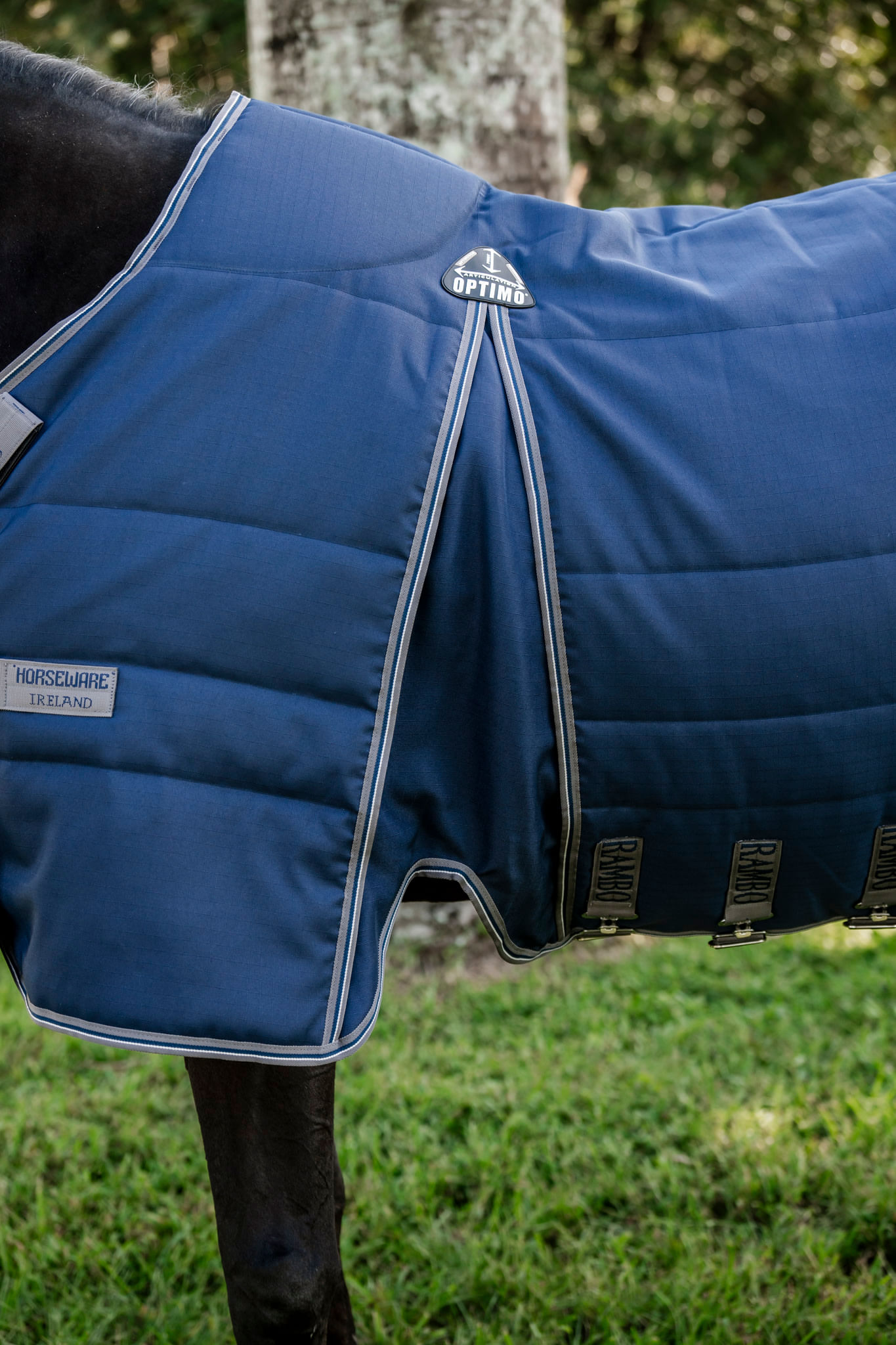 Rambo Optimo Stable Blanket 400g - Navy/Thunderstorm Grey/Silver ...